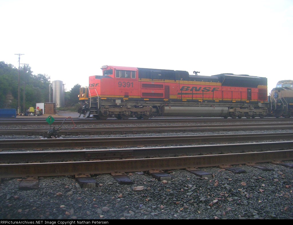 BNSF 9391